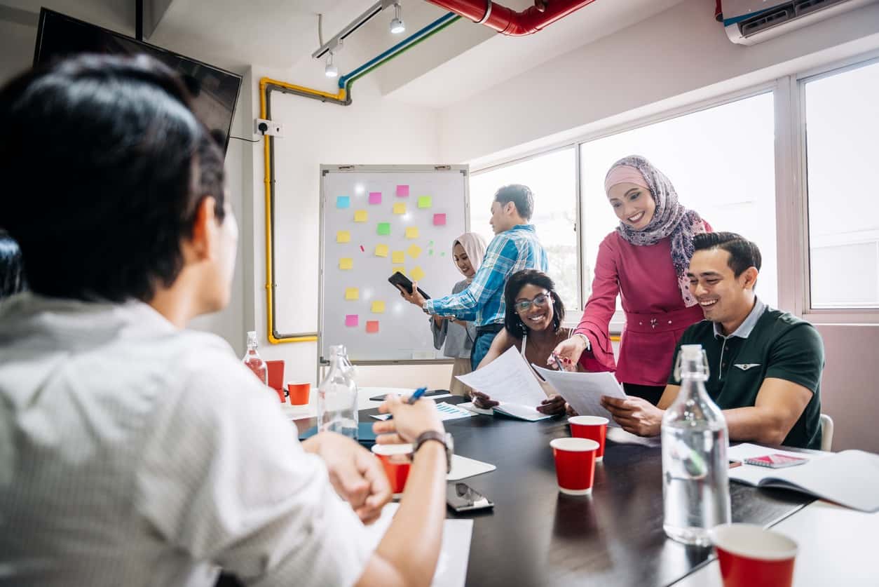How to Enable Change Management in Real-Time - Mphasis Silverline